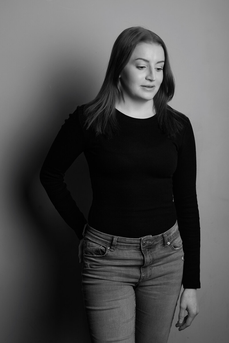 Rebecca Haney | Fresh Agents Real and Relatable Artist