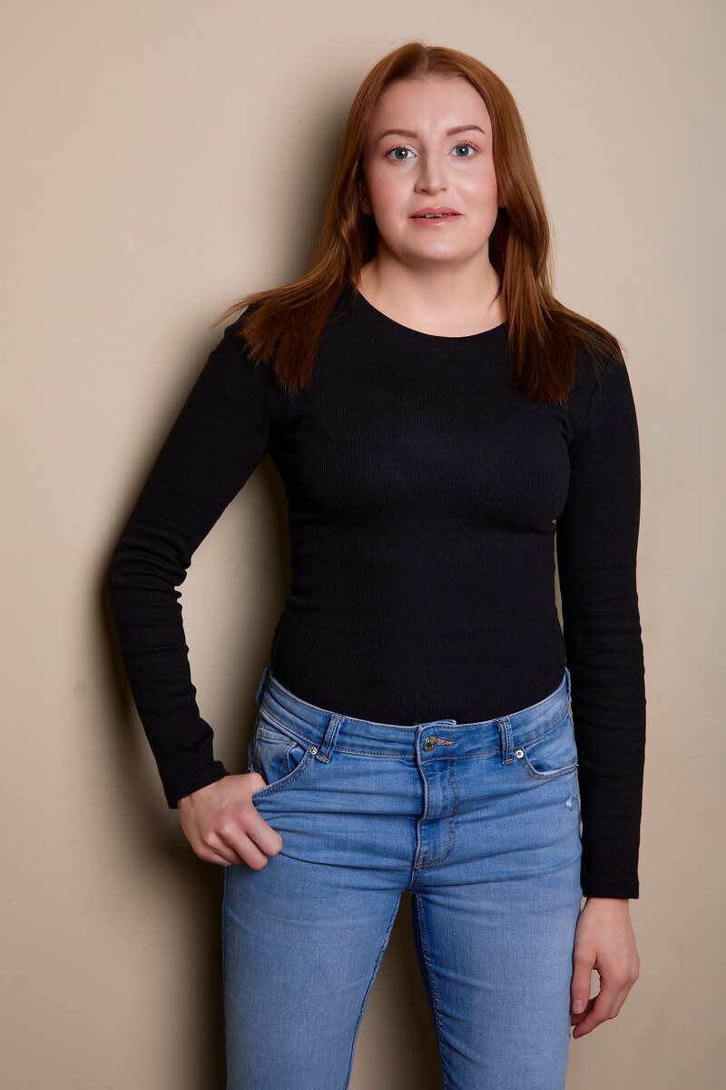 Rebecca Haney | Fresh Agents Real and Relatable Artist