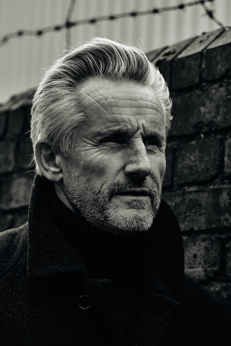 Simon Richards-Cole | Fresh Agents Commercial Classic Model