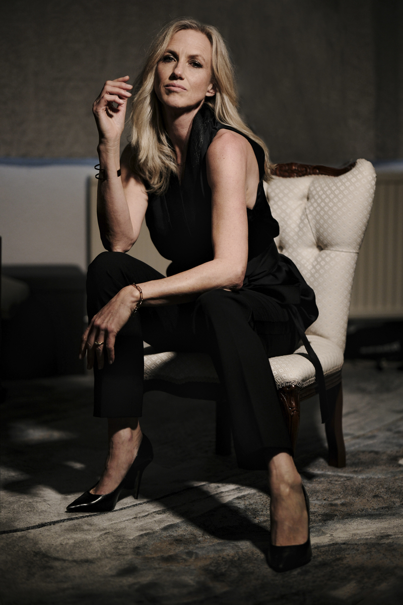 Amanda Grant | Fresh Agents Commercial Classic Model