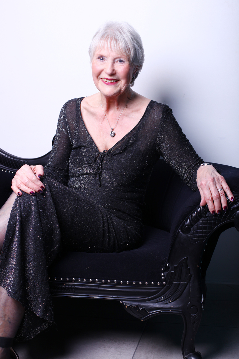 Janet Garrett | Fresh Agents Real and Relatable Artist